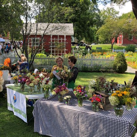 Pruyn House Old Fashioned Sunday | Maurice D. Hinchey Hudson River ...